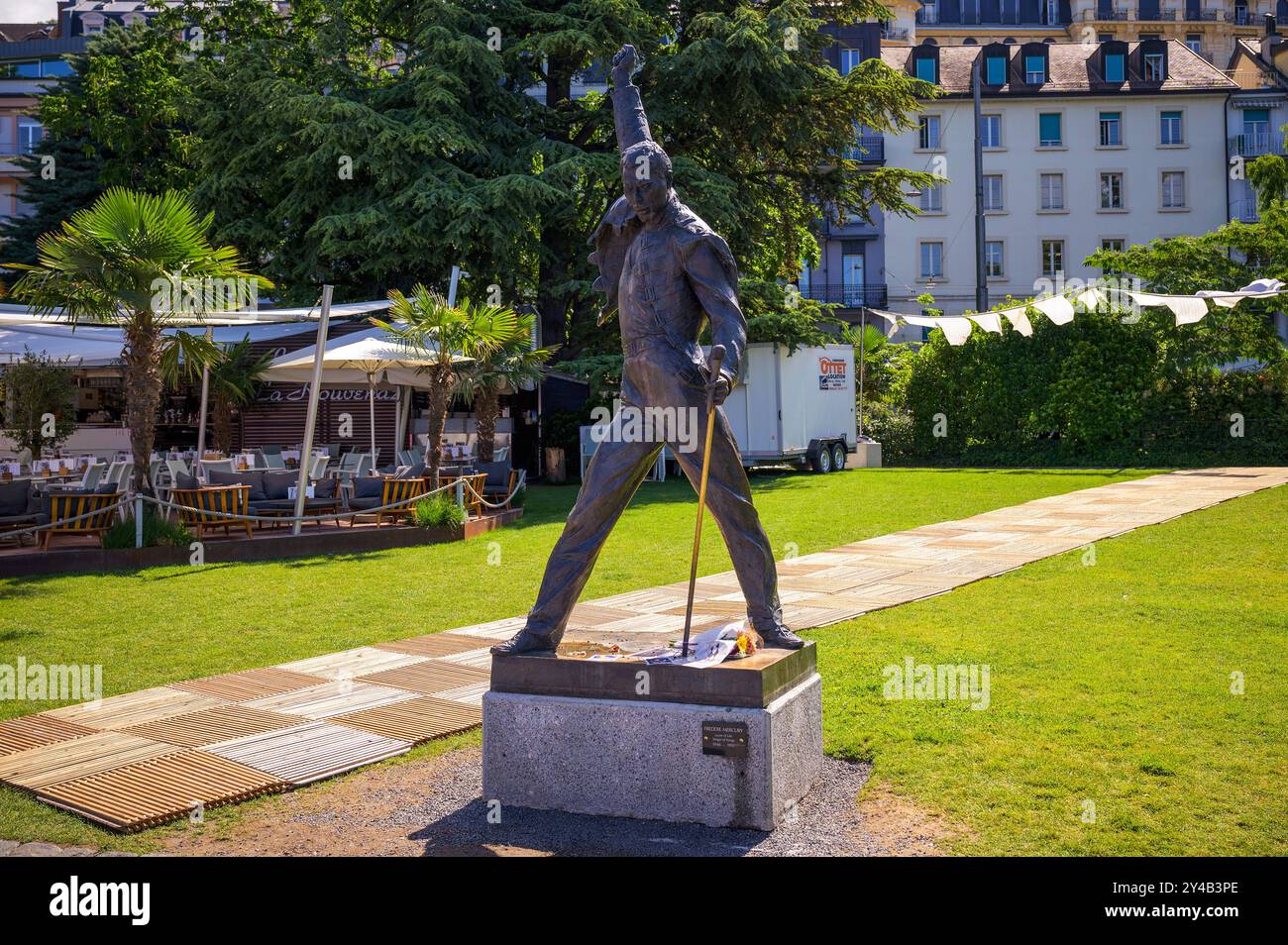Statue of Freddie Mercury in Montreux, Switzerland Stock Photo - Alamy