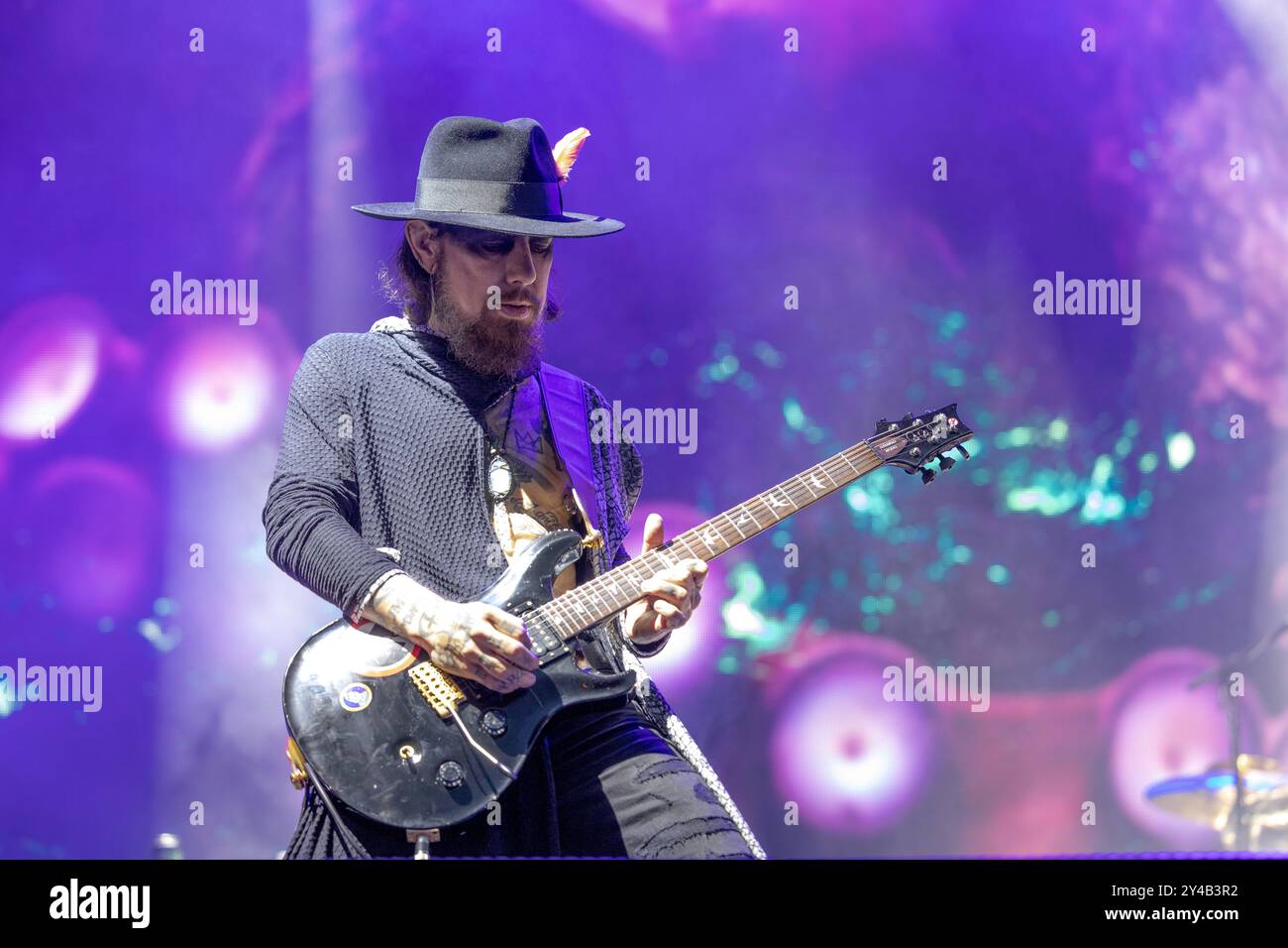 Dave Navarro 2024