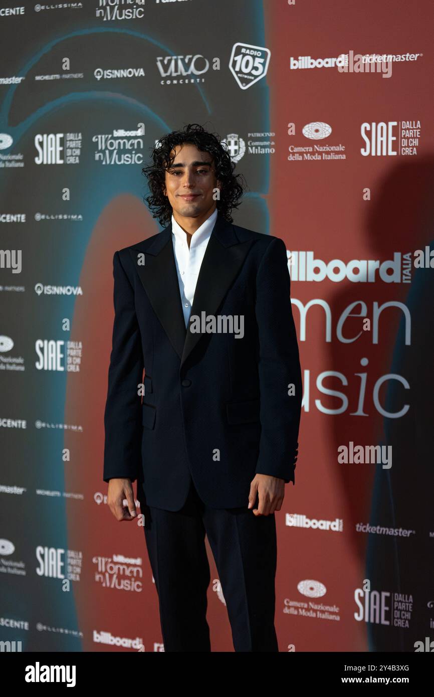Villabanks Attends "Billboard Women In Music" Red Carpet Photocall At ...