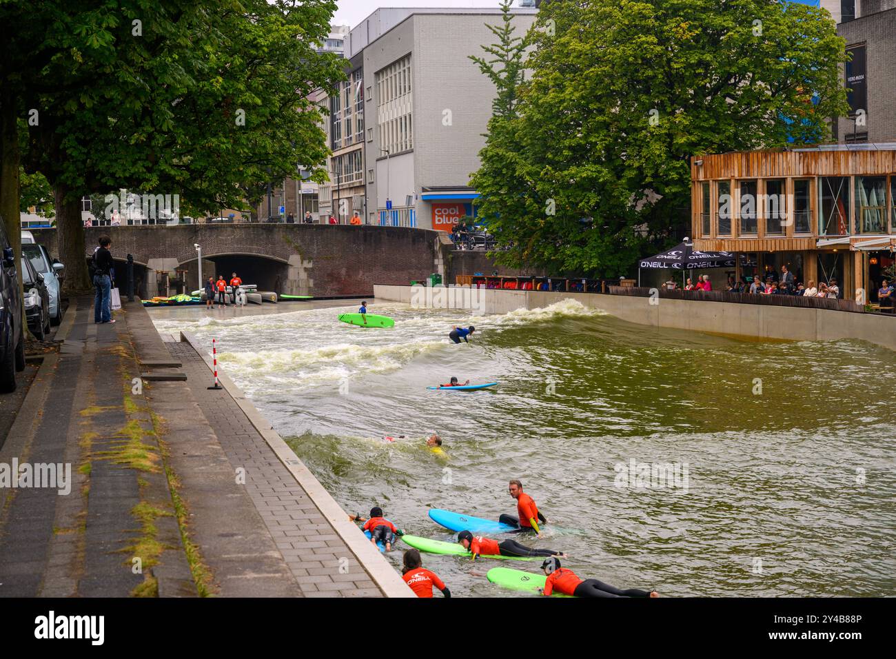 Surfpark hi-res stock photography and images - Alamy