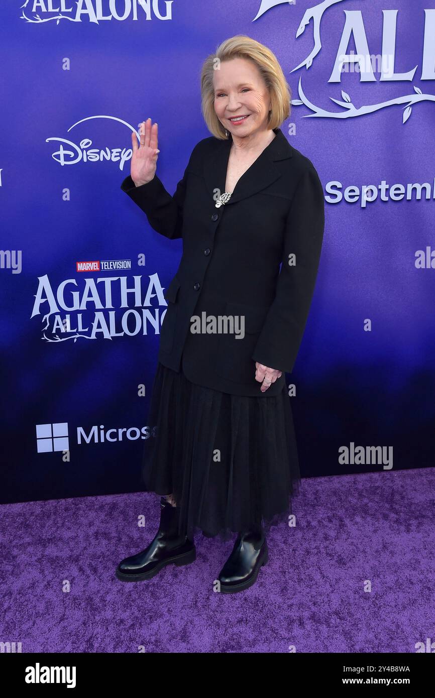 Debra Jo Rupp beim Launch Event der Disney+ / Marvel Television ...