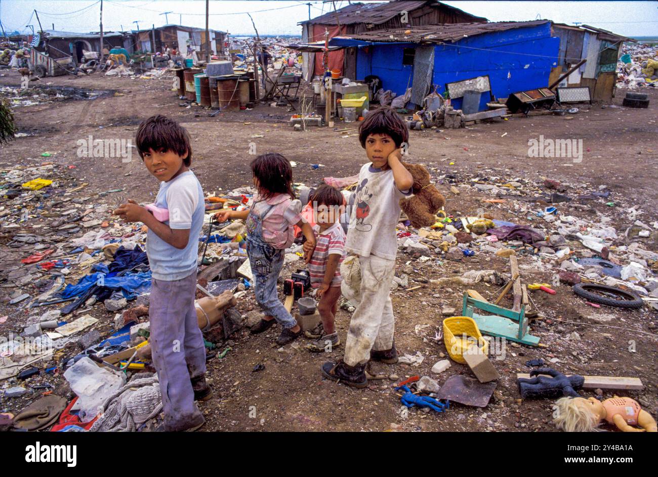 Garbage mexico city child hi-res stock photography and images - Alamy
