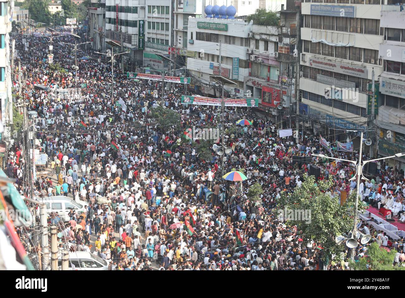 Thousands of leaders and activists of the Bangladesh Nationalist Party ...
