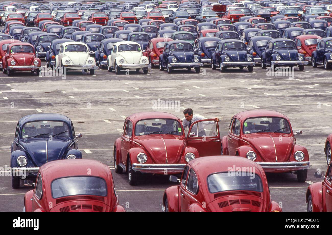 Mexico vw factory hi-res stock photography and images - Alamy
