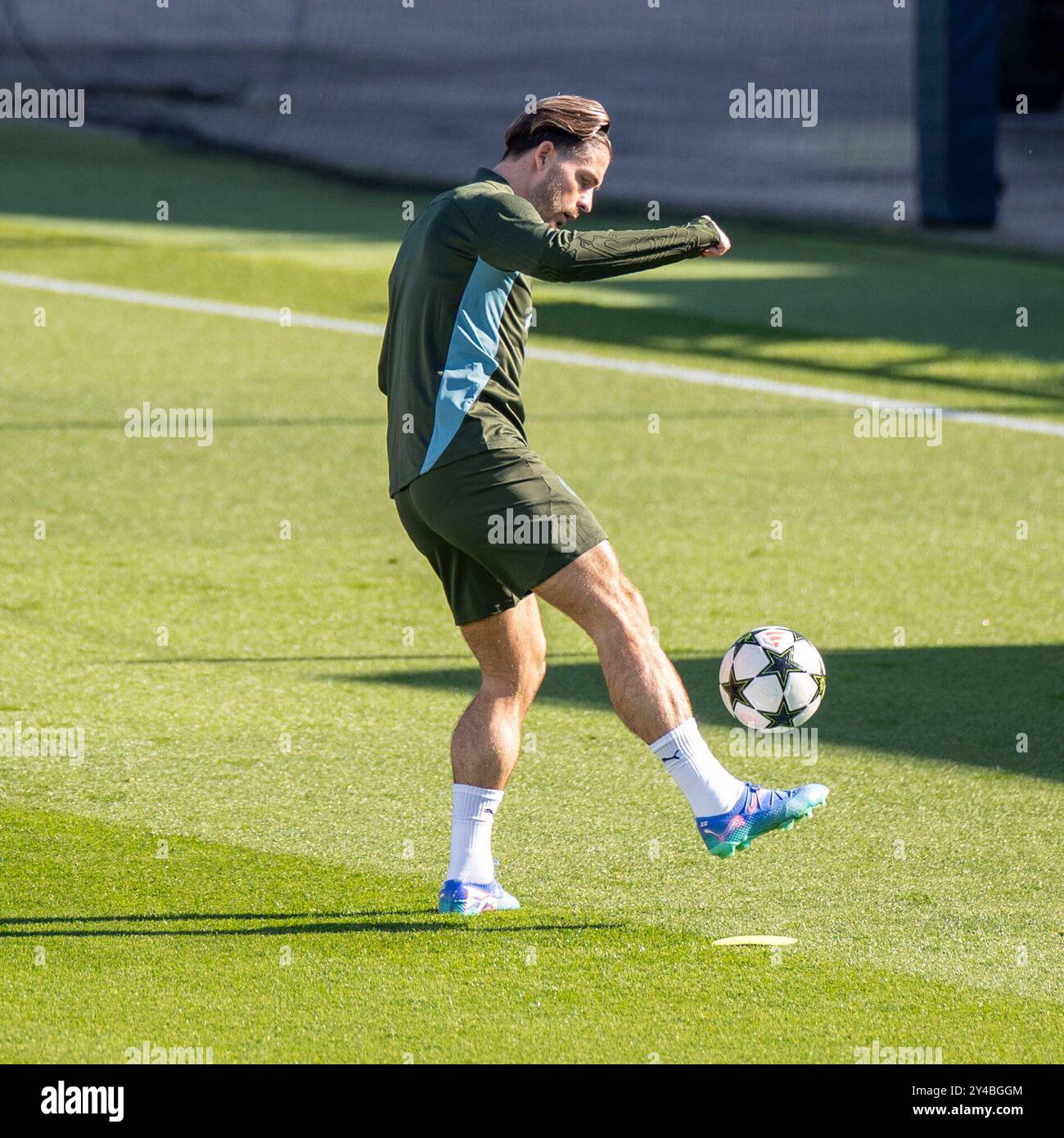 Jack grealish training hi-res stock photography and images - Alamy