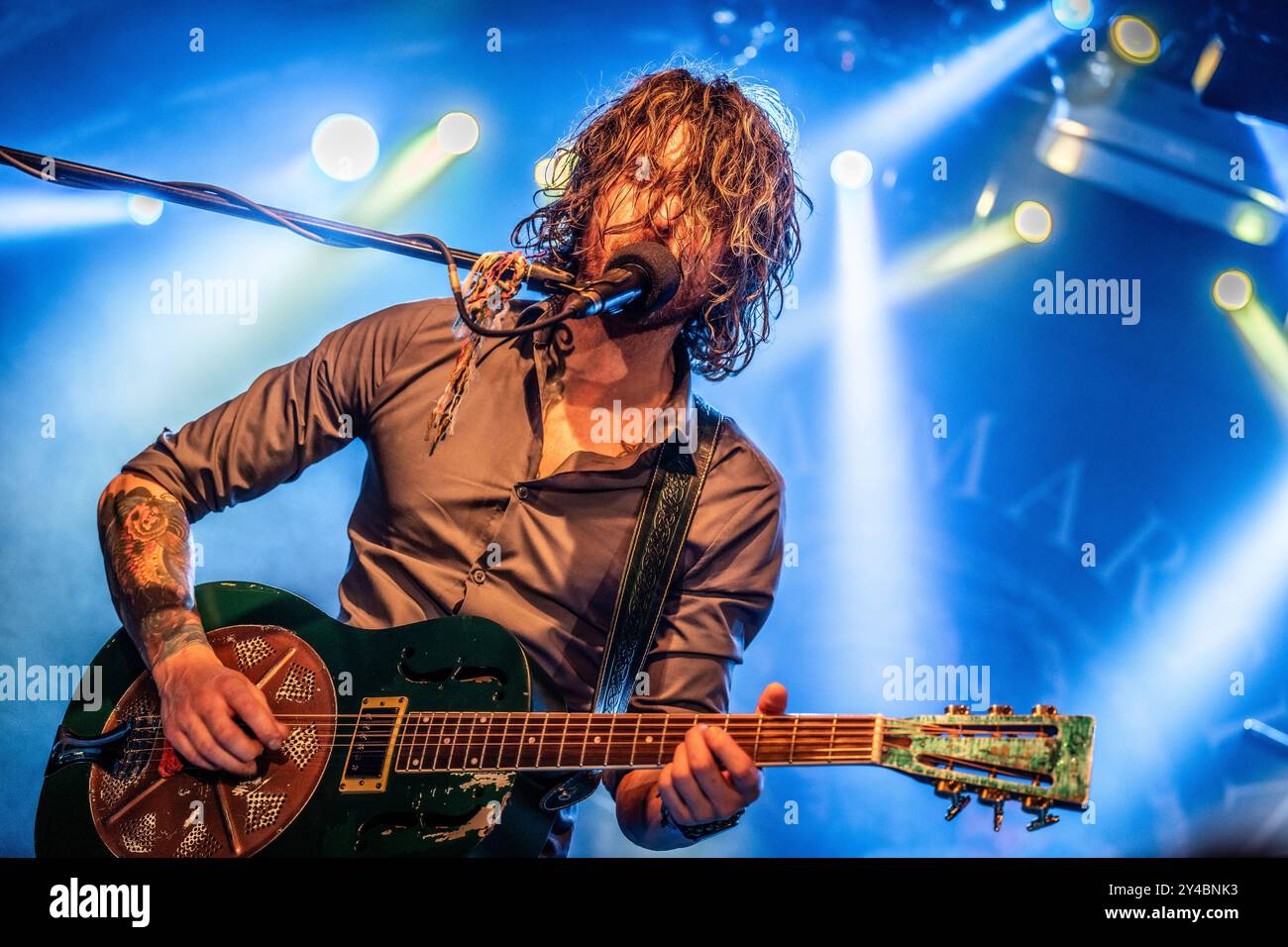 Dom Martin live on stage at Rockhouse Salzburg with Ben Graham and ...