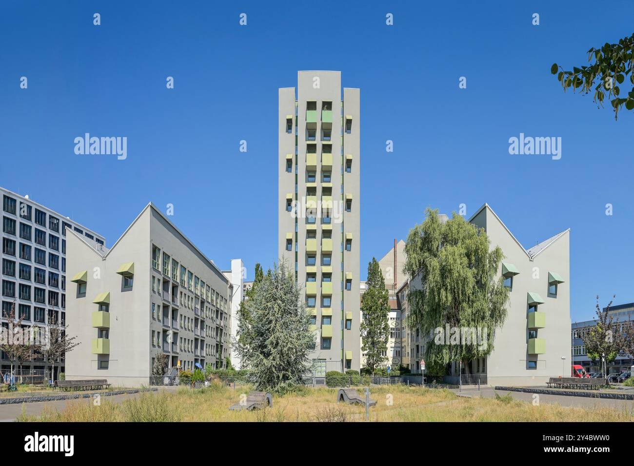 Kreuzberg Tower von John Hejduk, Charlottenstraße, Besselstraße ...
