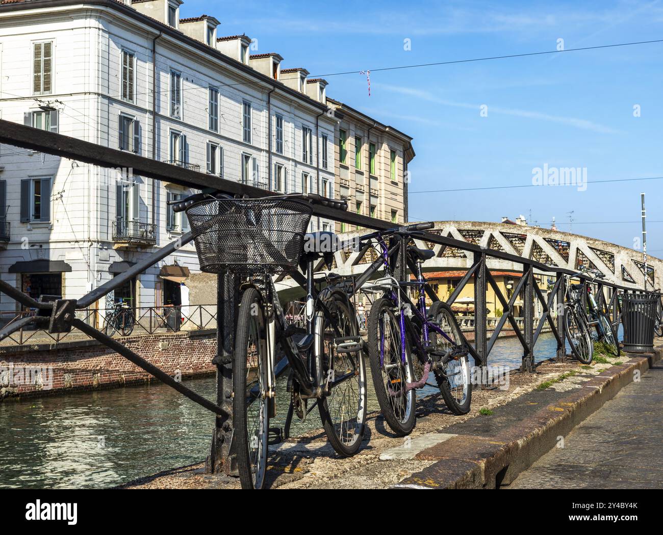 Milan navigli cycle hi-res stock photography and images - Alamy