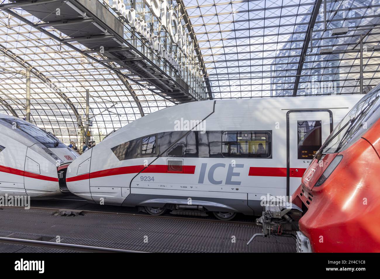 Central station with platform hall with glass roof construction, ICE ...