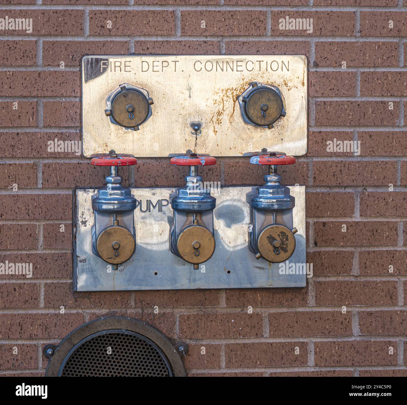 Commercial building fire suppression hook-up for fire department use ...