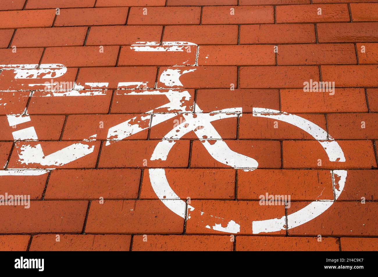Brick paths hi-res stock photography and images - Alamy