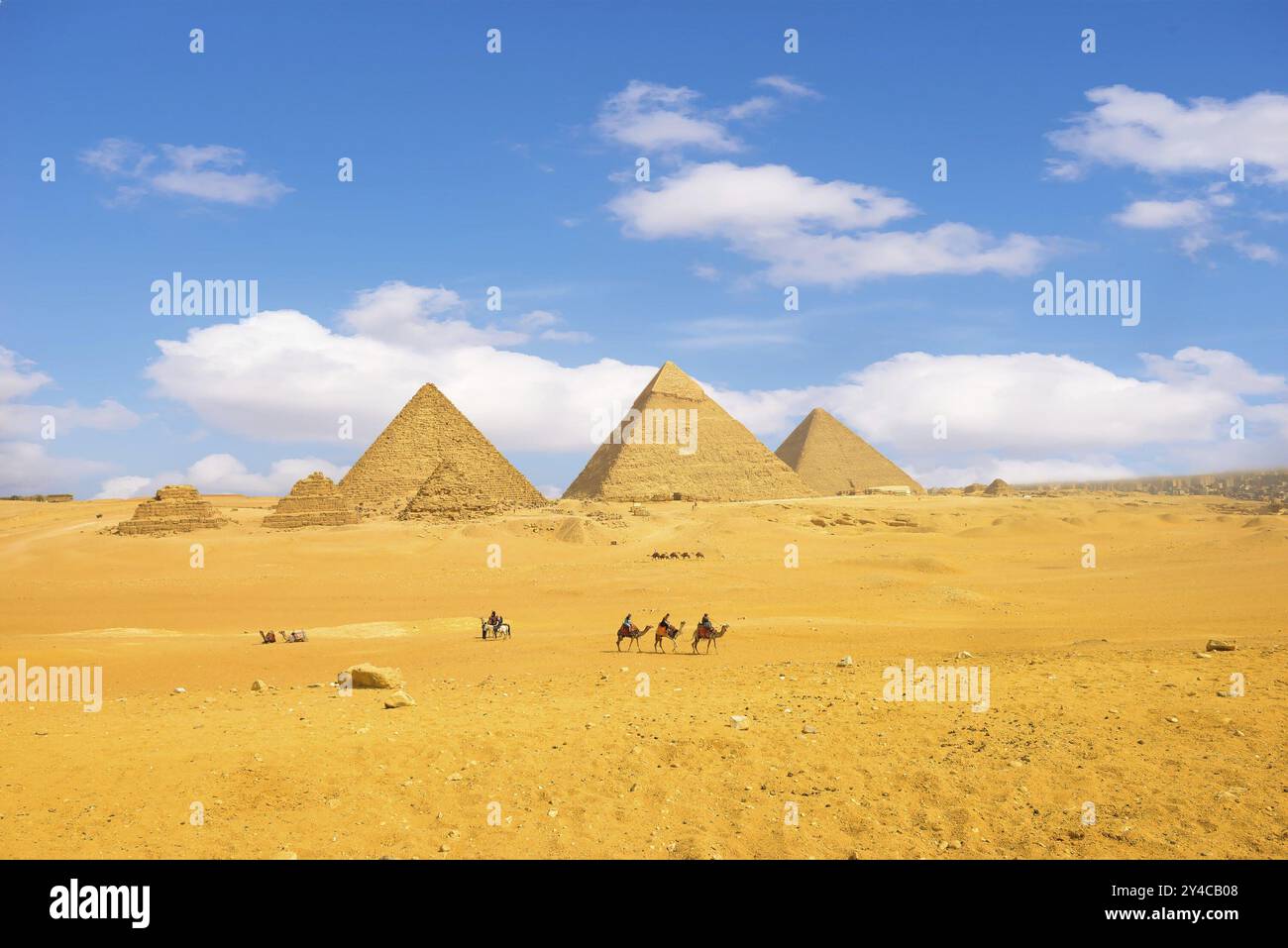 Sunny pyramids hi-res stock photography and images - Alamy