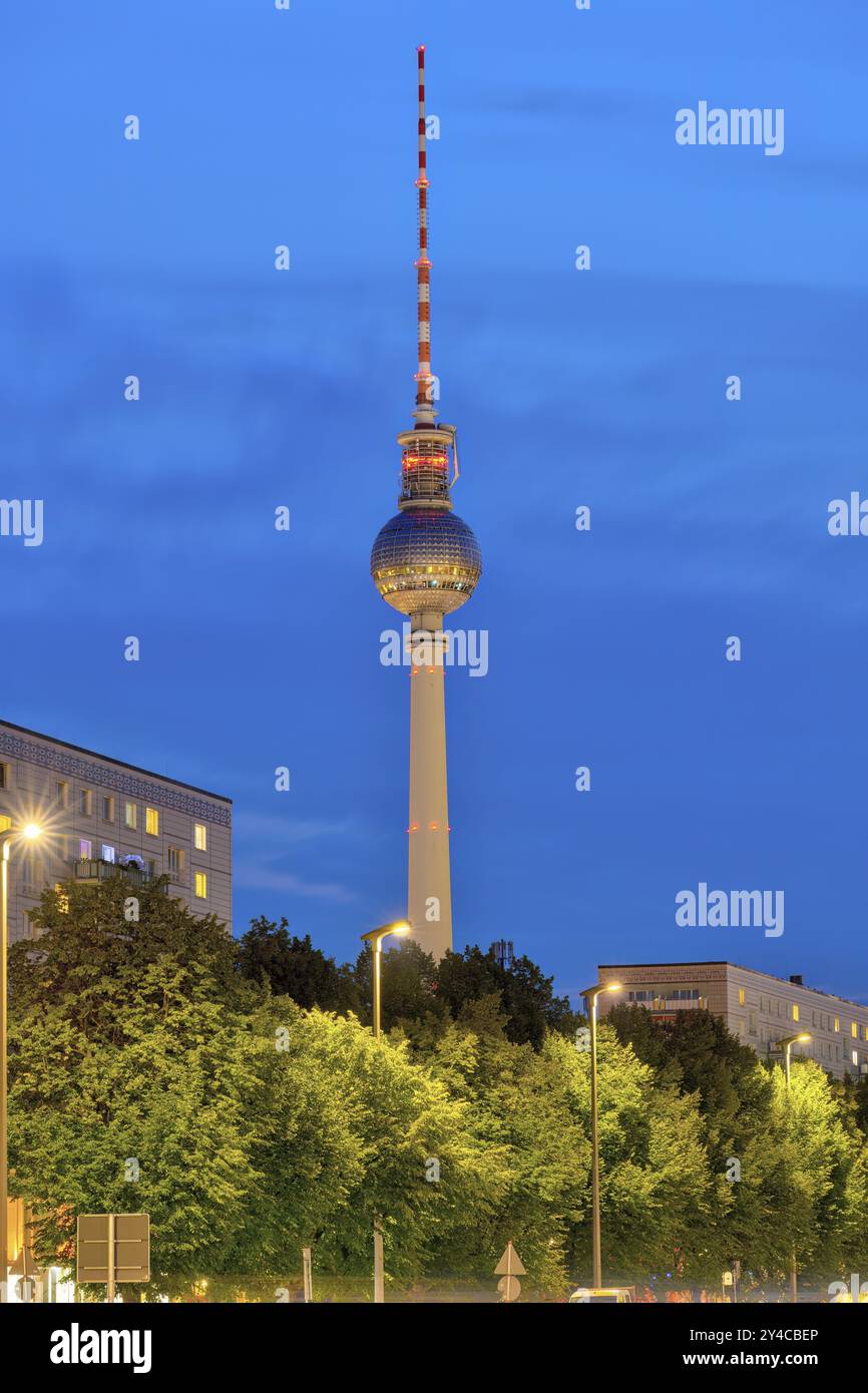 The famous Berlin television tower by night Stock Photo - Alamy
