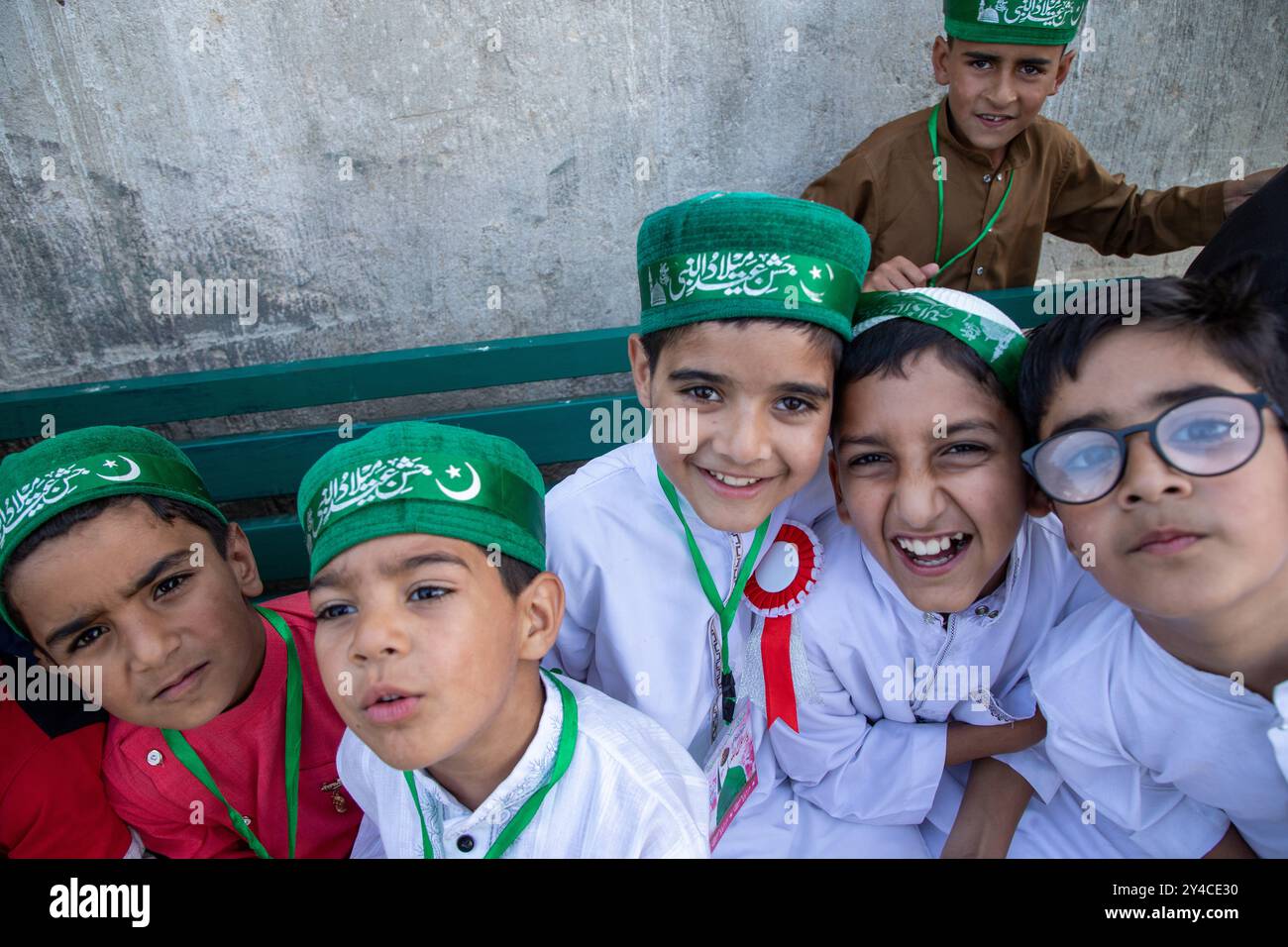 Srinagar, India. 17th Sep, 2024. Kashmiri Muslim school children poses ...