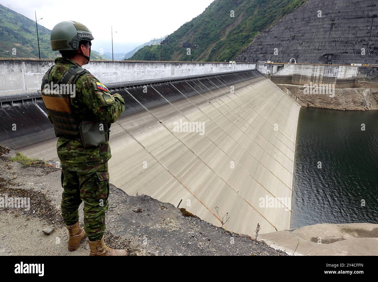 MAZAR HYDROELECTRIC POWER PLANT BASIN Cuenca, Ecuador September 17 ...