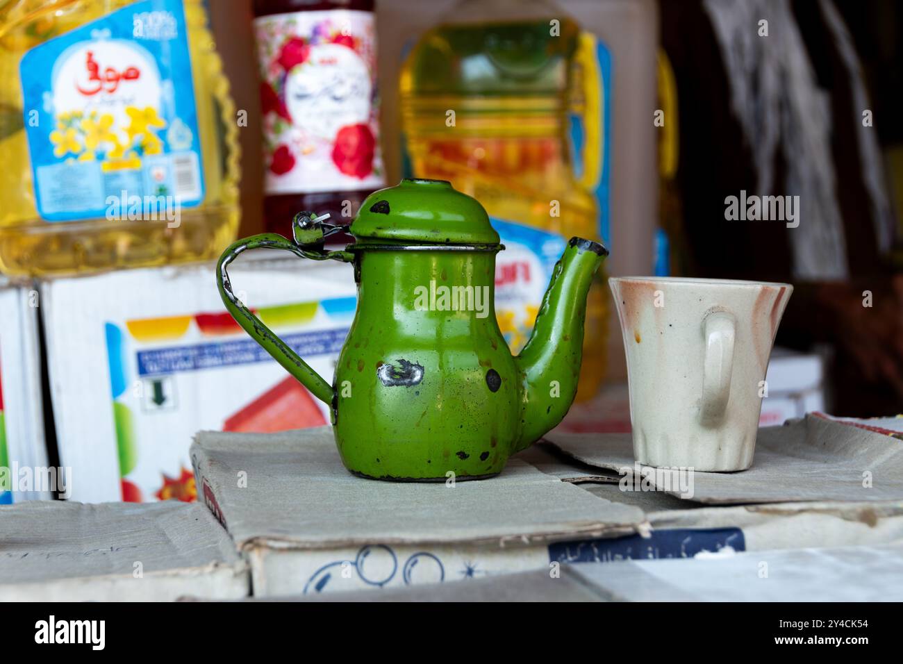 Teapots of Pakistan Stock Photo - Alamy