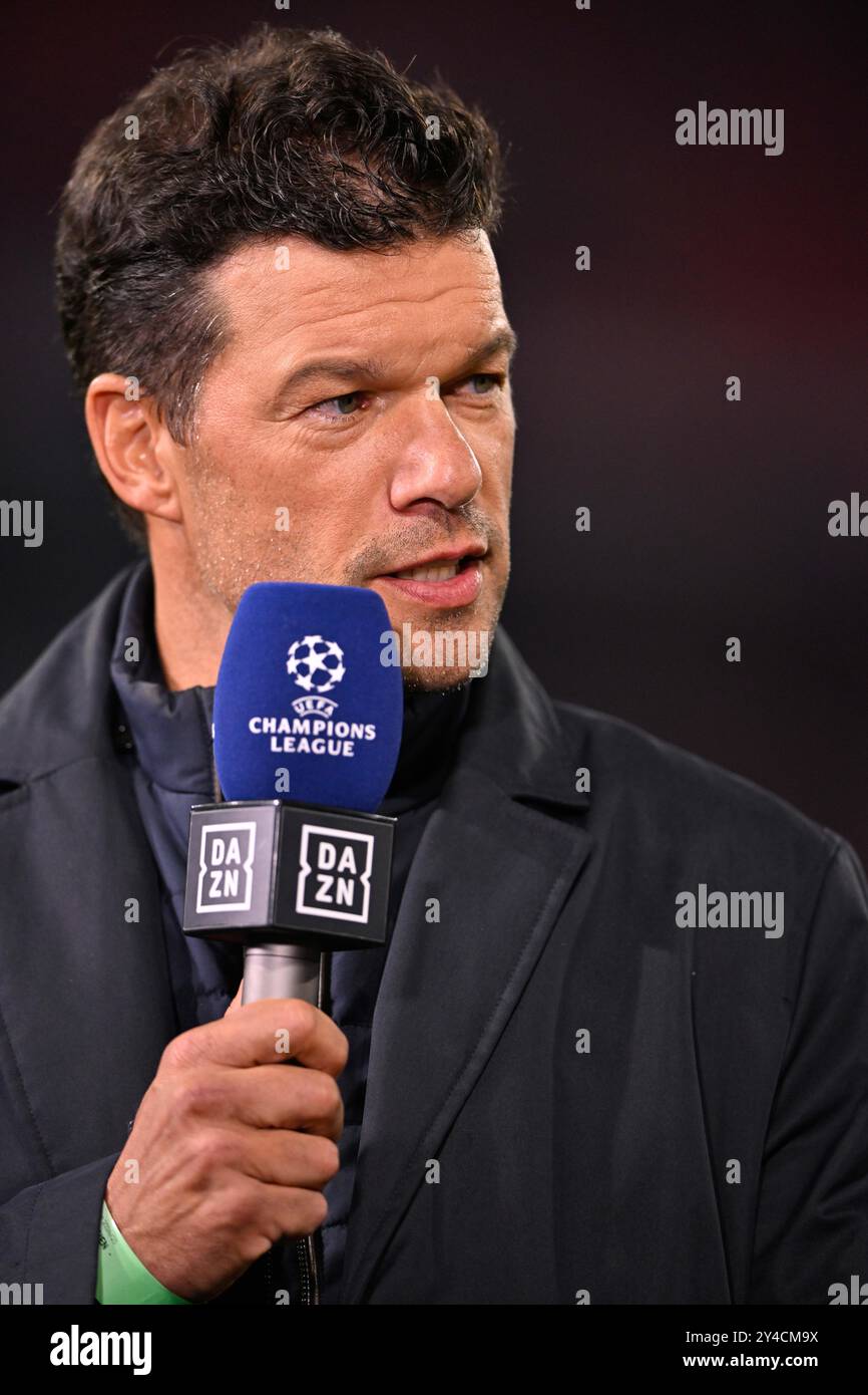 vor Spielbeginn: TV Experte Michael Ballak Portrait im Interview ...