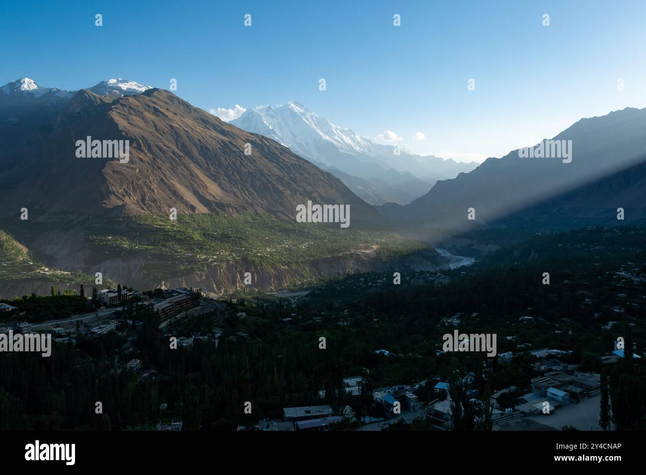 Rakaposhi hi-res stock photography and images - Alamy