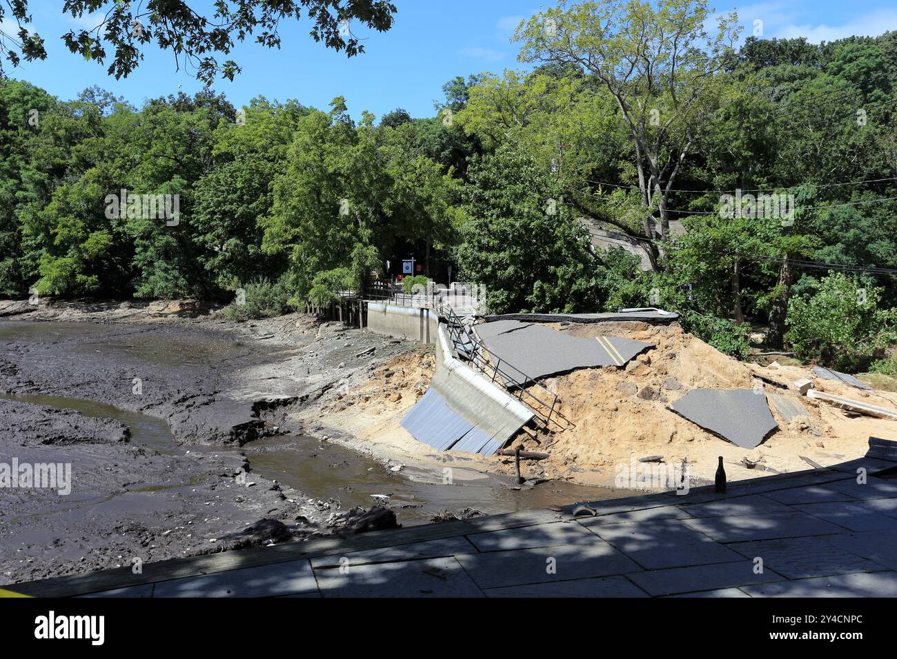 Torrential rain damage hi-res stock photography and images - Alamy