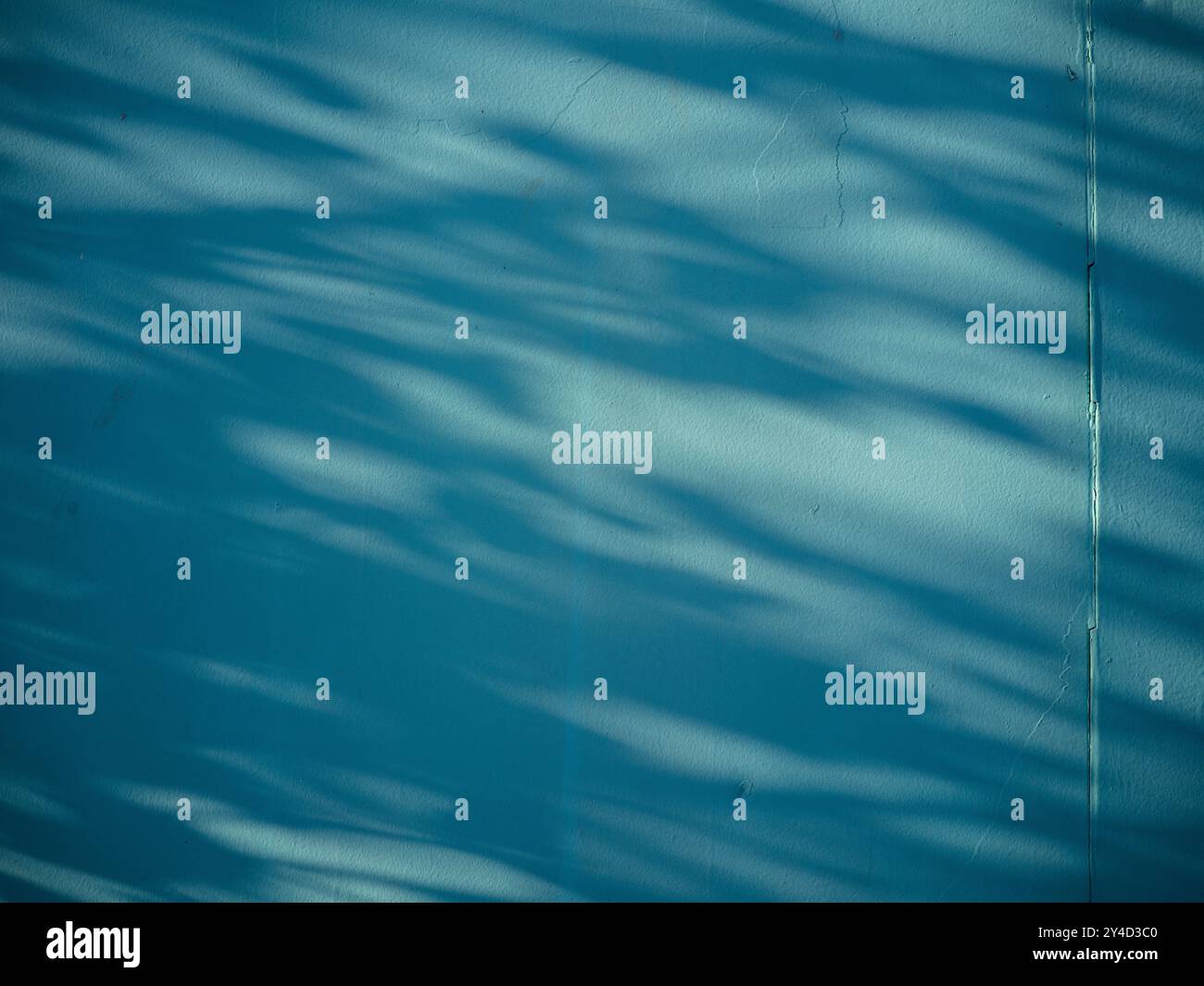 SHADOWS SHAPES OBJECTS COLOUR OBSCURE ITEMS Stock Photo - Alamy