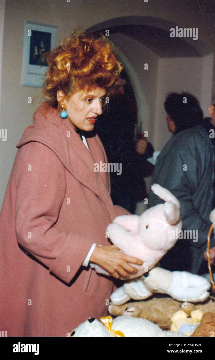 SINGER AND ACTRESS EVE FERRET AT A JUMBLE SALE IN PORTSMOUTH, HANTS ...