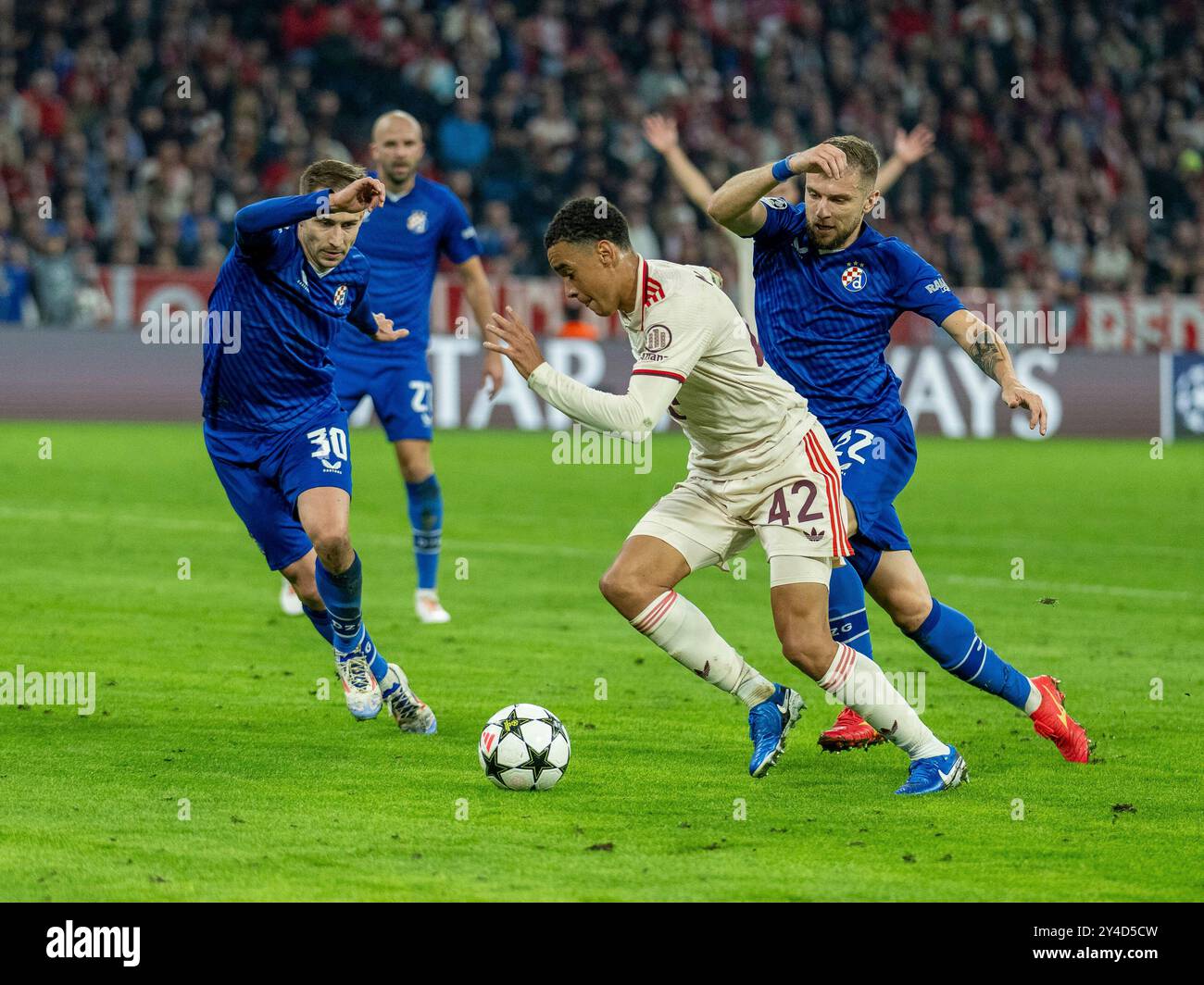 Muenchen, Deutschland. 17th Sep, 2024. Tomislav Krizmanic (GNK Dinamo ...