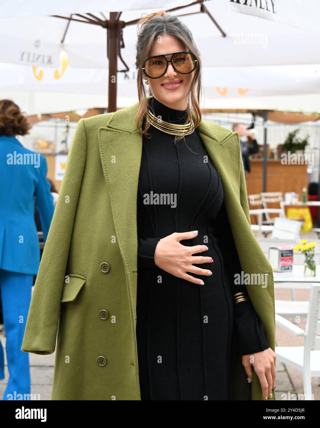 Milan, Milan Fashion week, day 01, Celebrity Sightings. Francesca Sofia ...