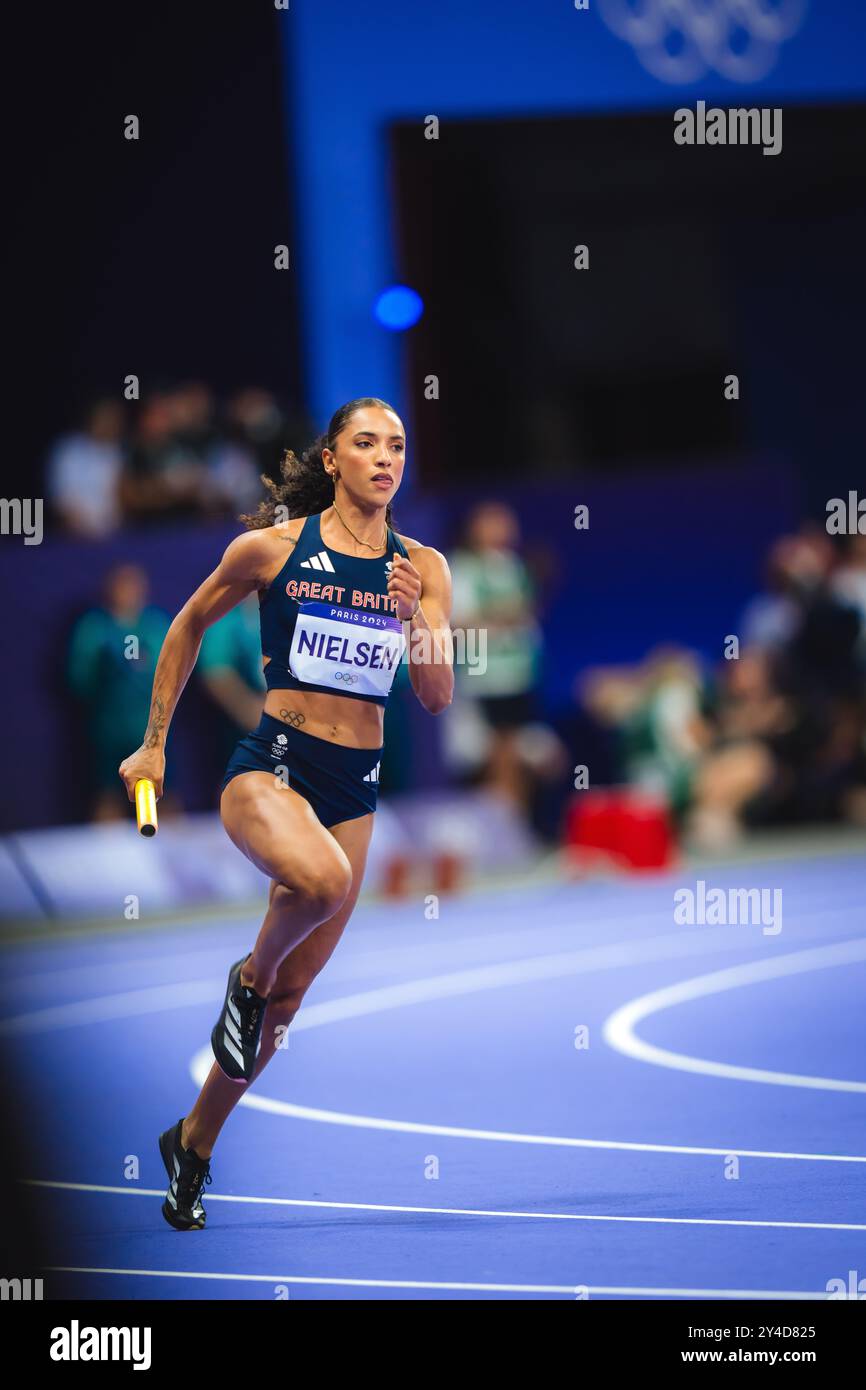 Laviai Nielsen participating in the 4X400 meters relay at the Paris ...