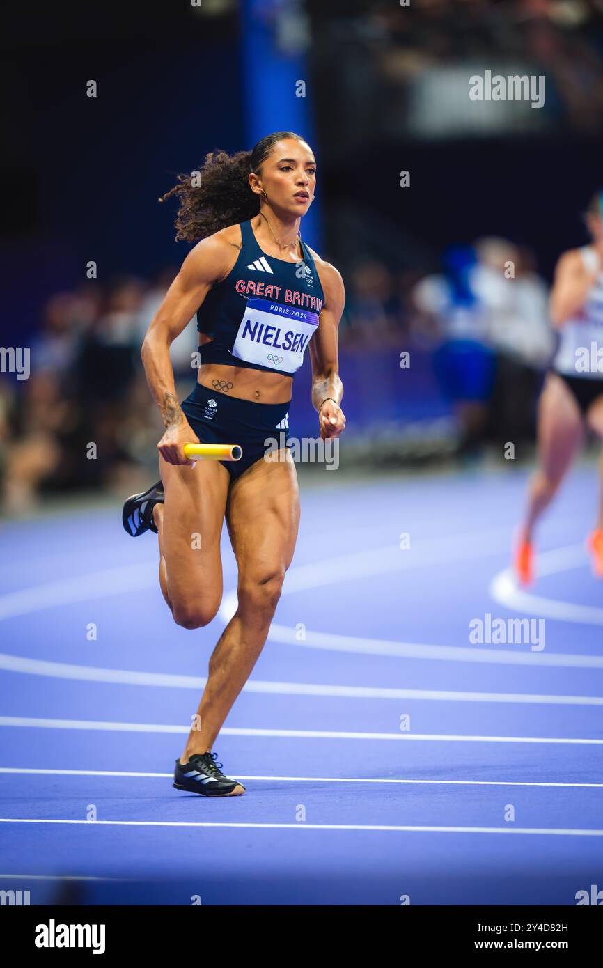 Laviai Nielsen participating in the 4X400 meters relay at the Paris ...