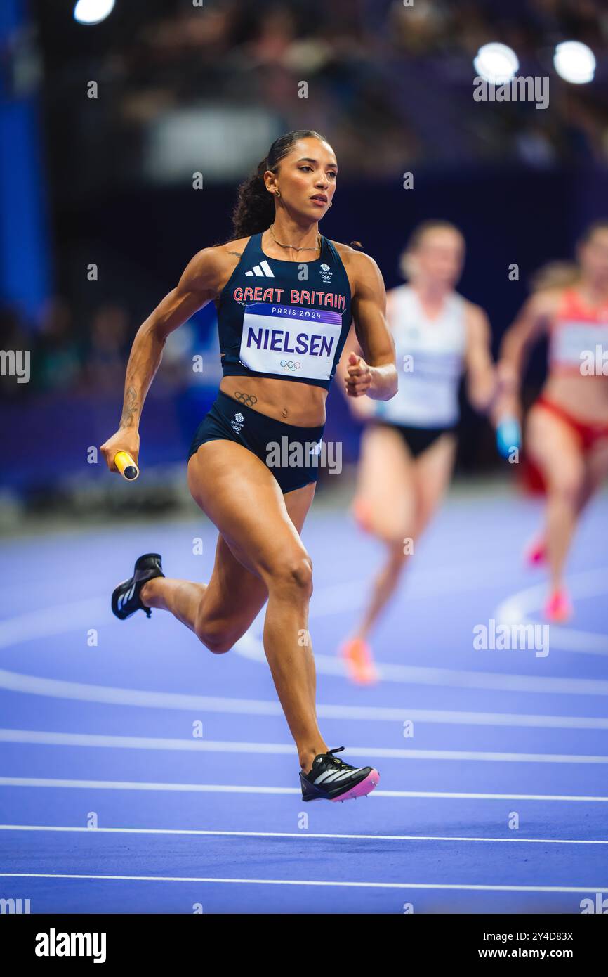 Laviai Nielsen participating in the 4X400 meters relay at the Paris ...