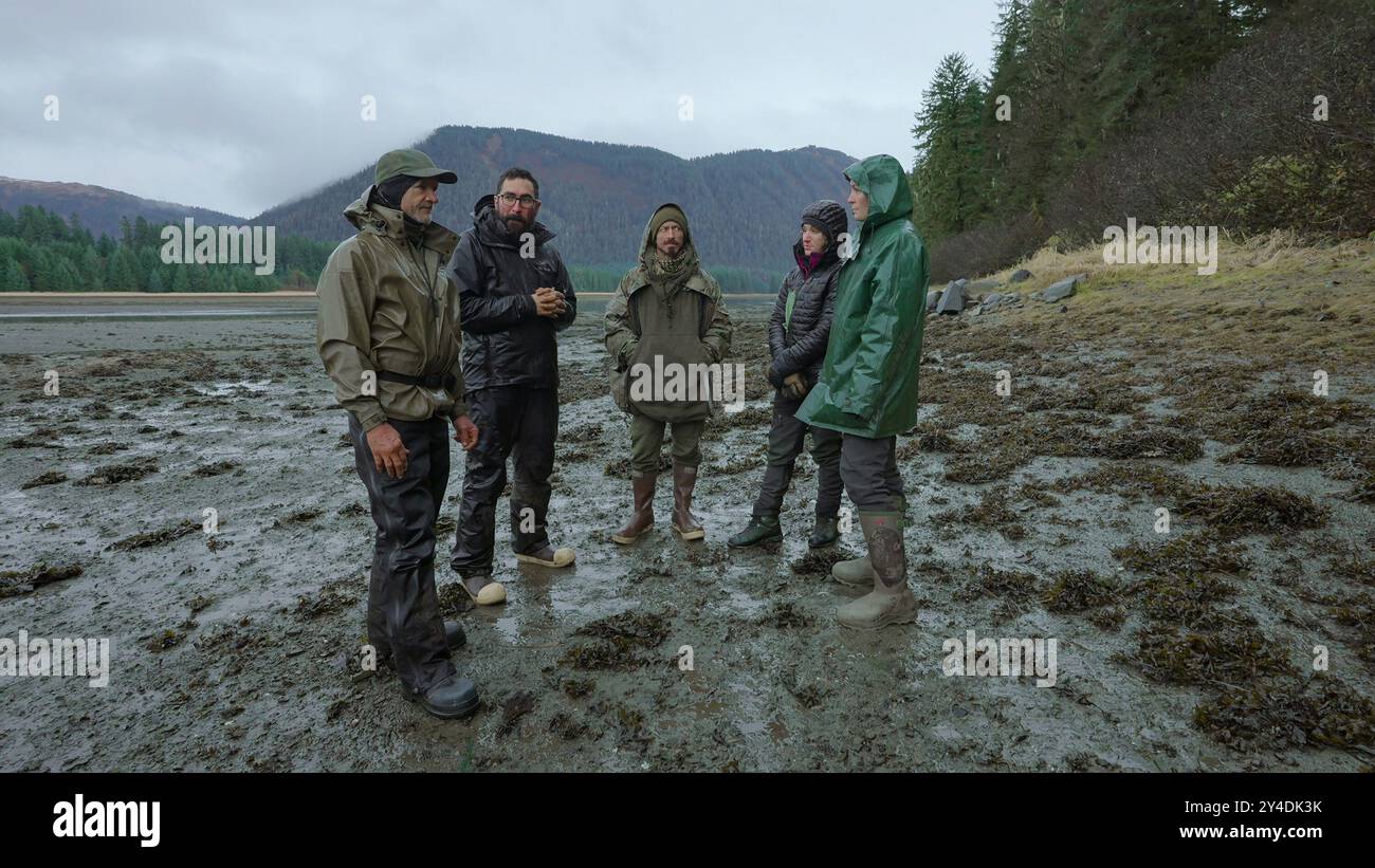 OUTLAST, from left: Brian Kahrs, Javier Colon, Justin Court, Amber Asay ...