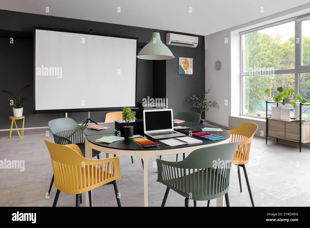 Interior of conference room with table and projector screen Stock Photo ...