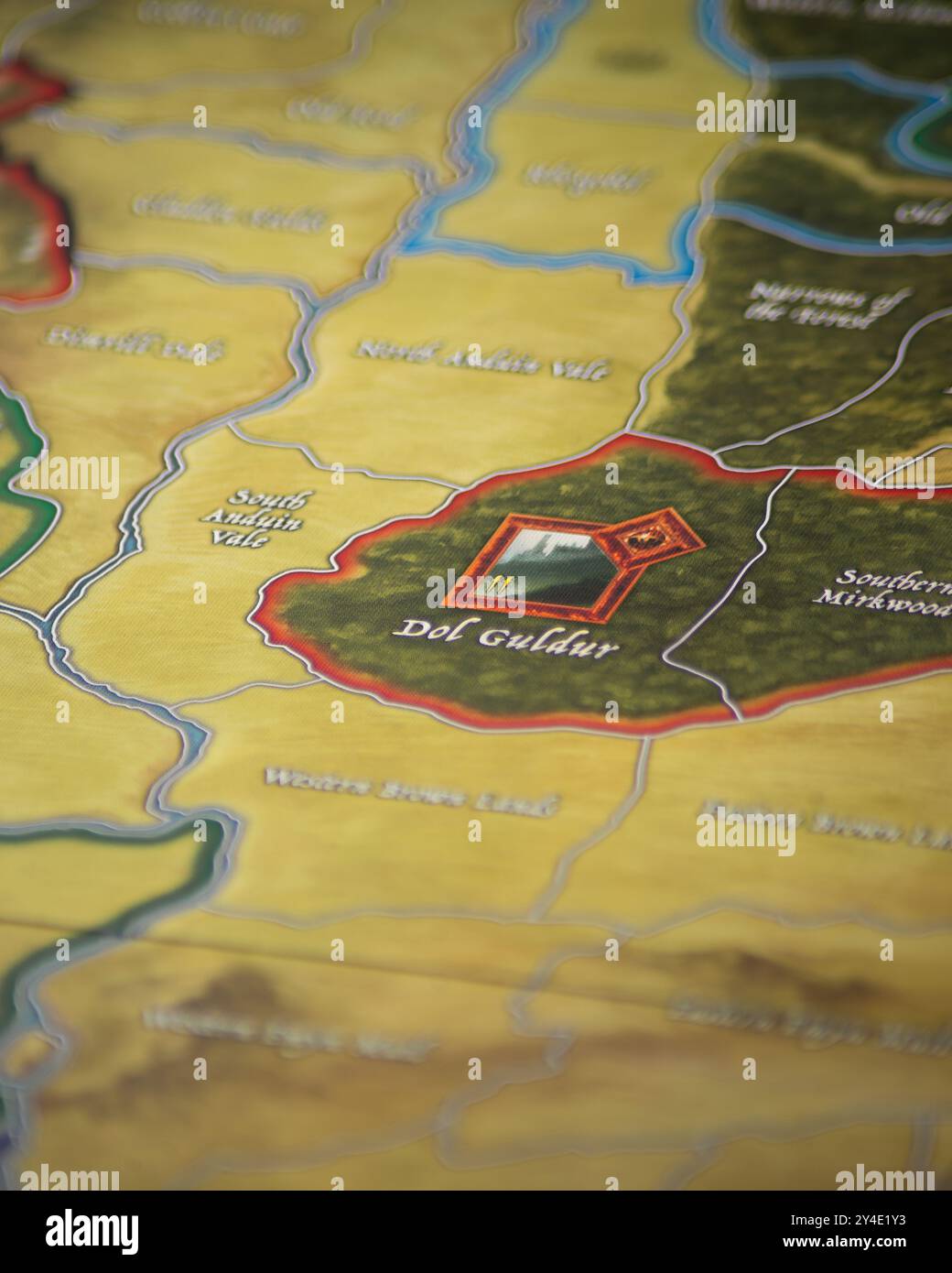 Dol Guldur on a map of Middle-earth, Between the forest of the Hobbit ...