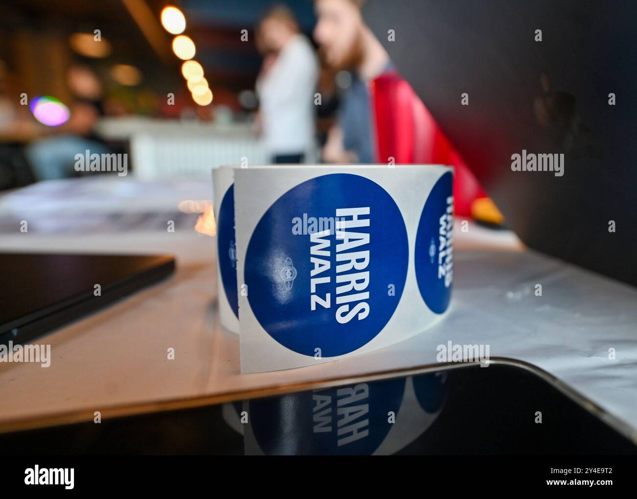 Harris walz reproductive freedom bus hi-res stock photography and ...