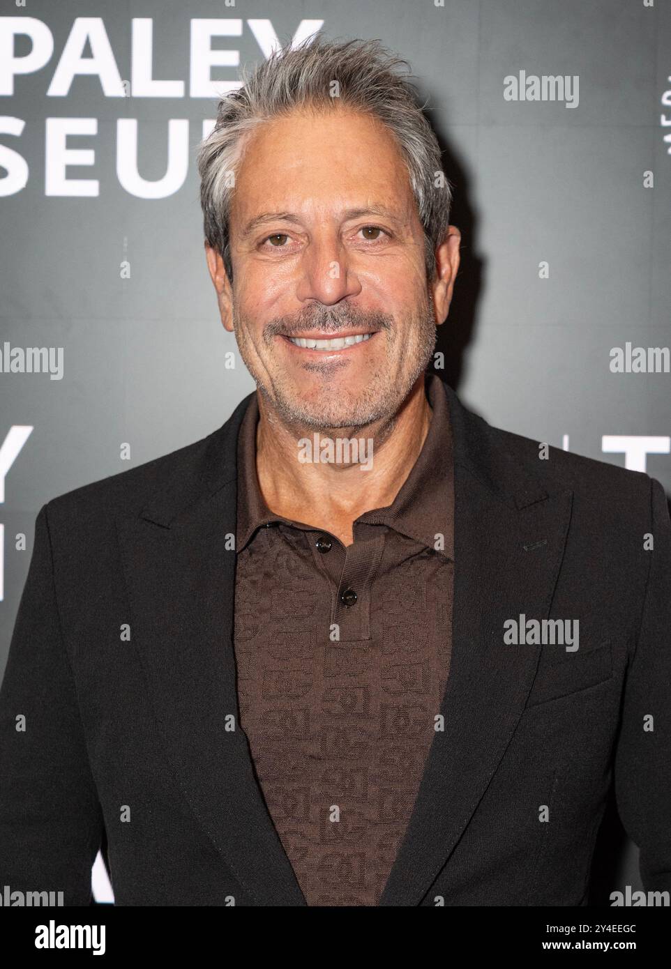 Emily in paris hi-res stock photography and images - Alamy