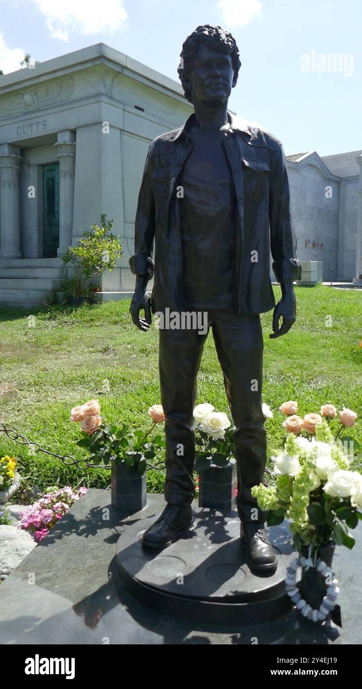 Los Angeles, California, USA 16th September 2024 Actor Anton Yelchin Grave in Garden of Legends ...