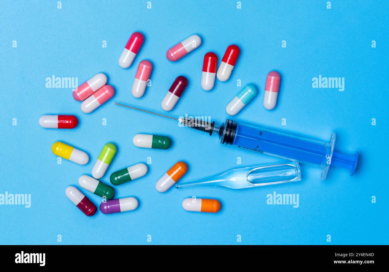 Syringe ampoule capsules on hi-res stock photography and images - Alamy