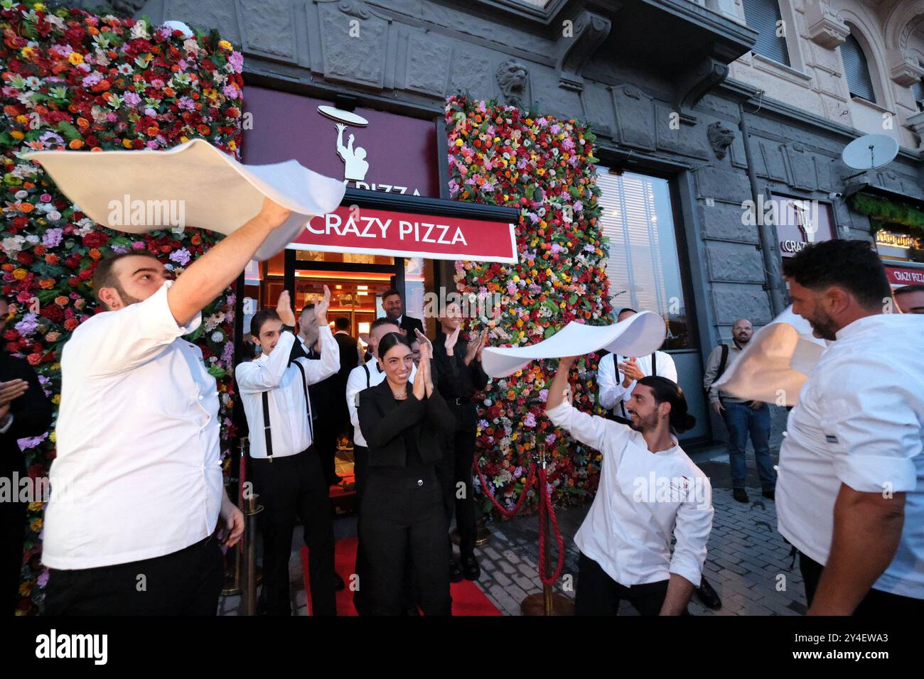 NAPLES - NAPLES - Inauguration of the new gourmet pizzeria "Crazy Pizza" by Flavio Briatore ...