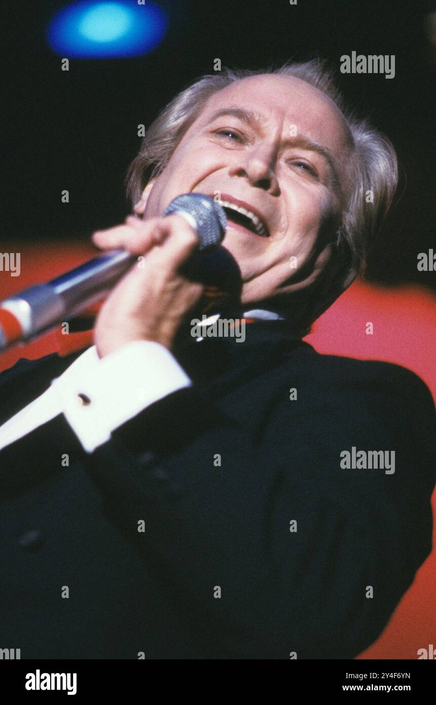 Fanny and alexander hi-res stock photography and images - Alamy