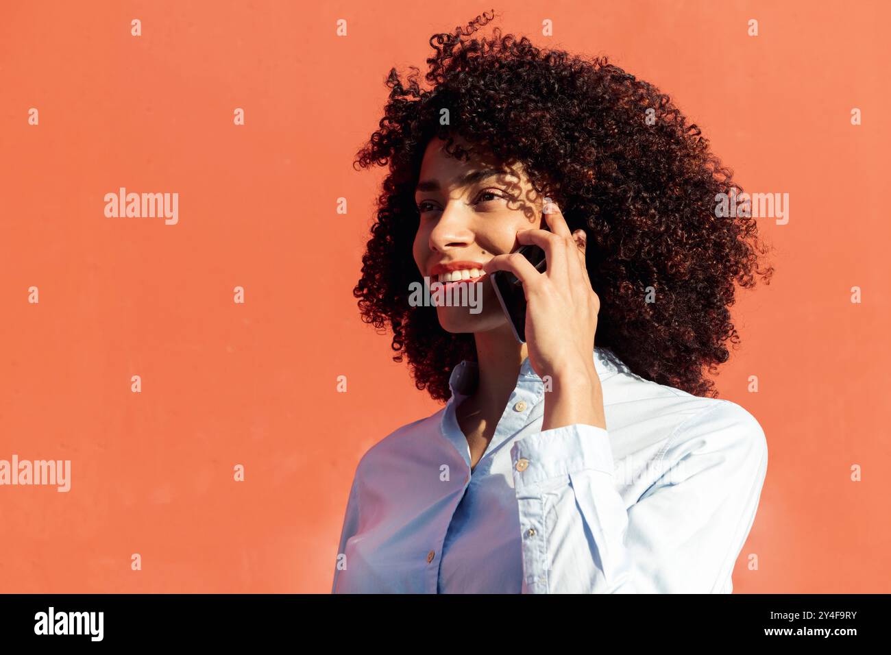 Female entrepreneur speaking on hi-res stock photography and images - Alamy