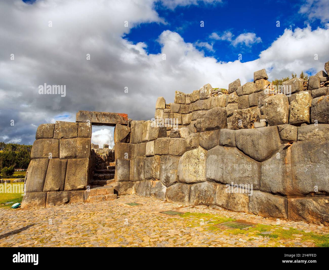 Large polished dry stone walls of the Saksaywaman military Inca complex ...