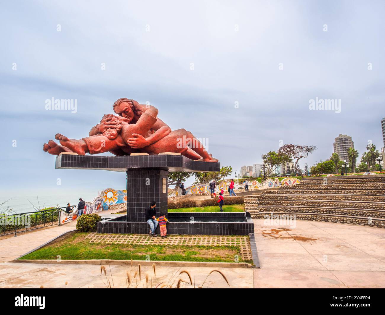 Parque del Amor in Miraflores district - Lima, Peru Stock Photo - Alamy