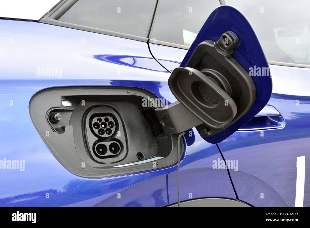 Charging port on new hi-res stock photography and images - Alamy