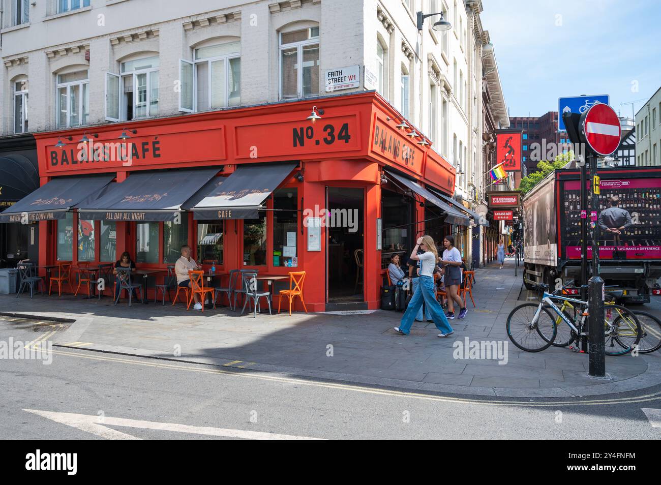 Balans Cafe Soho No. 34 (the little one) formerly The Old Compton Café ...