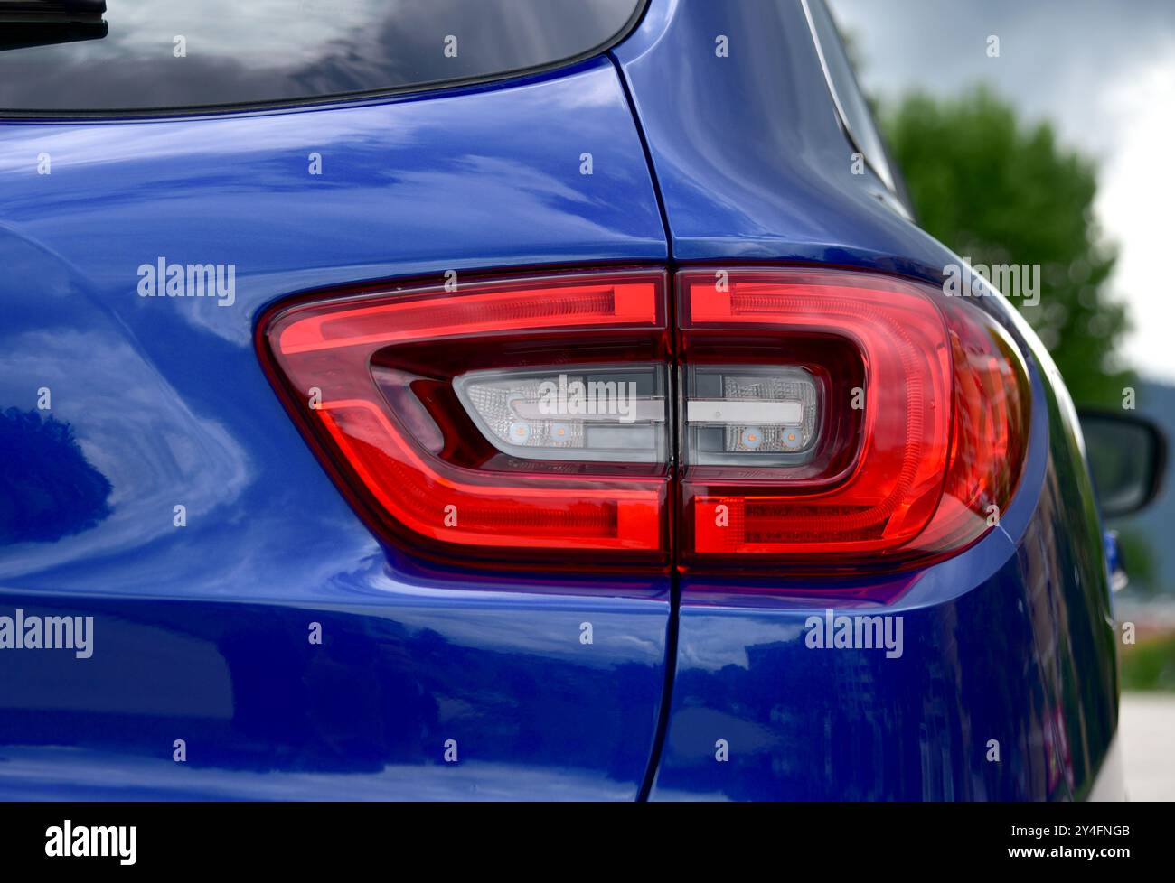 Rear car light, part of the car at the rear Stock Photo - Alamy