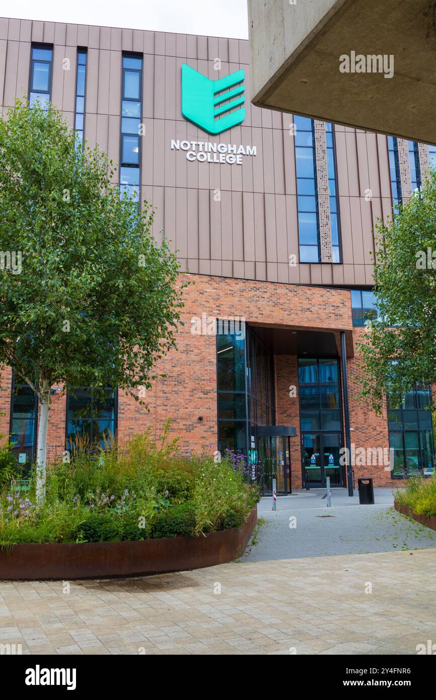 Nottingham college building, Nottingham, uk Stock Photo - Alamy