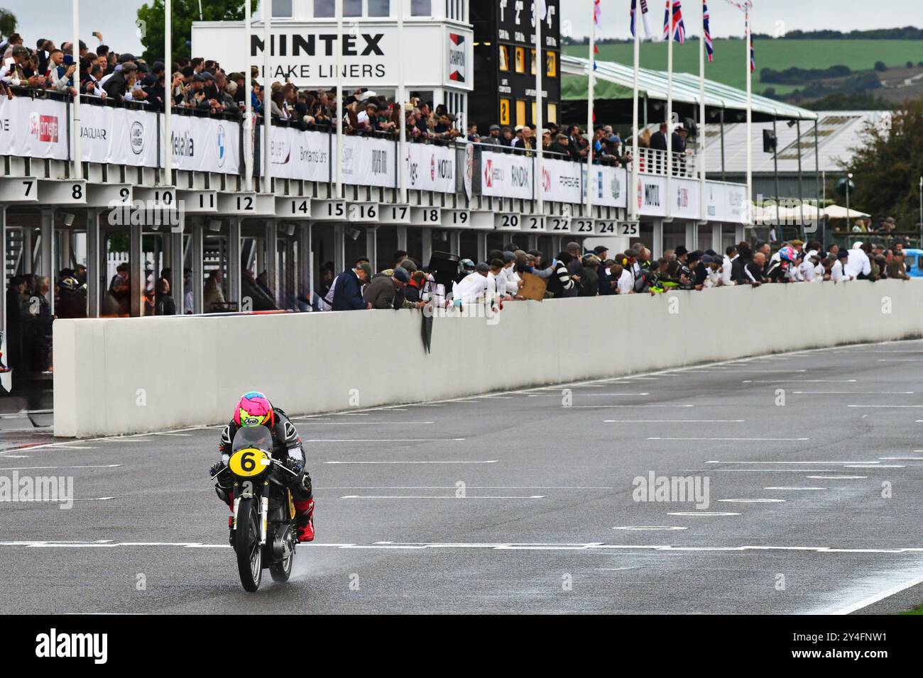 Barry Burrell, John McGuinness, Norton Manx, Barry Sheene Memorial ...