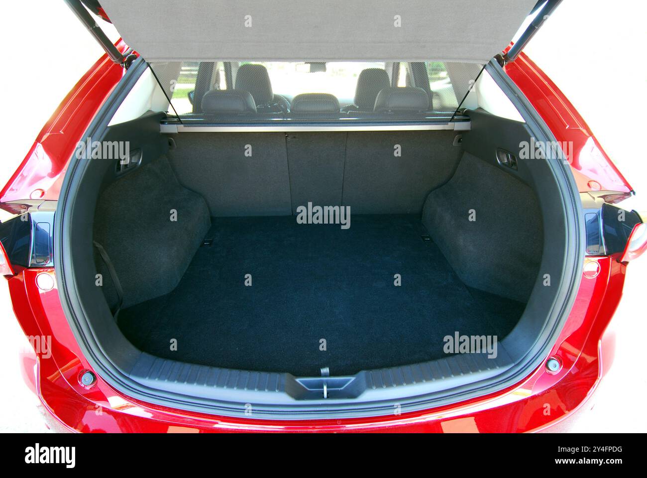 Empty trunk of the passenger car Stock Photo - Alamy