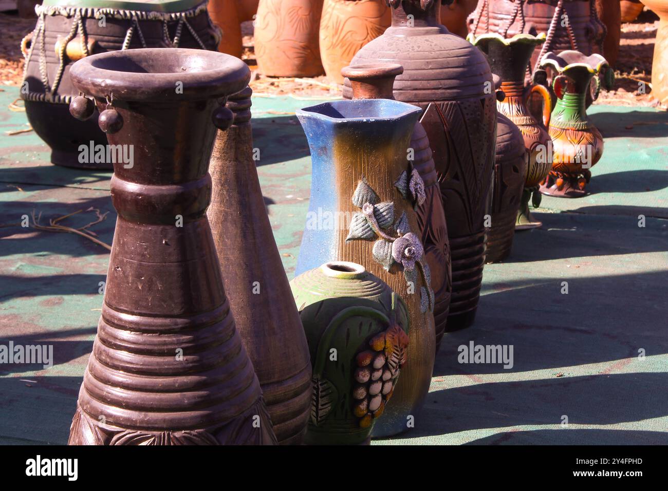 Traditional Indian handmade Items of Earthenware Or Ceramic at a Vendor ...