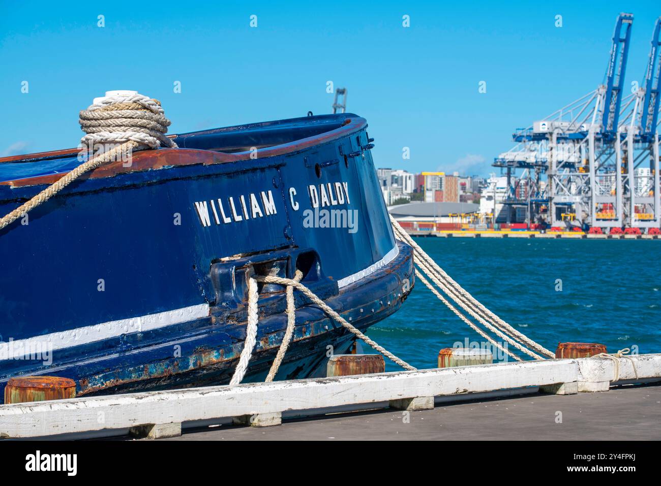 Vintage tugs around the world hi-res stock photography and images - Alamy
